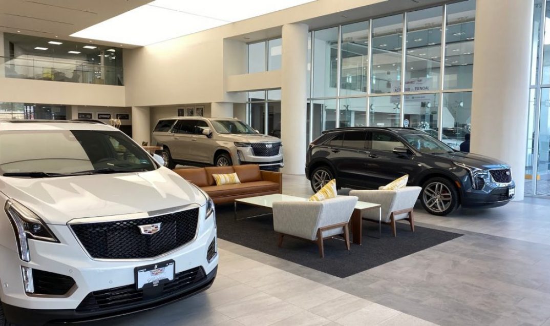 Owners Continue To Struggle With Cadillac SRX Headlights